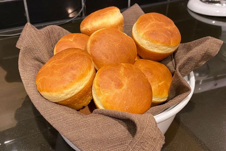 Double-Quick Dinner Rolls - Grandma Jackie's Recipes